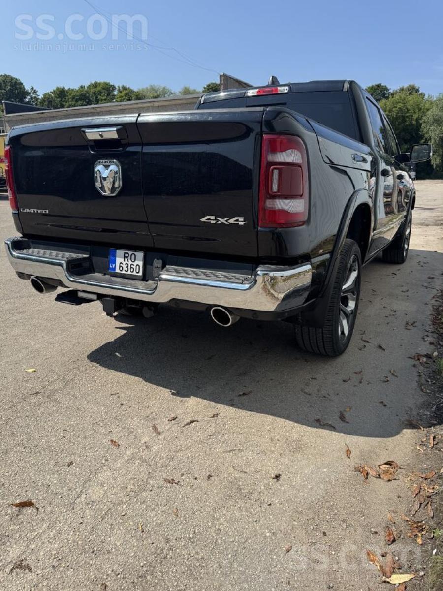 Melns Dodge RAM 2020 Rīga, ar dzinēja tilpumu 5.70 L un nobraukumu 85 tūkst. km par 42000 €, foto 23 vietnē AUTOMOTO.COM.LV