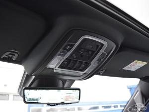 Black Dodge RAM 2021 in Riga, with an engine capacity of 5.70 L and mileage of 142 thousand km for 54900 €, photo 25 on AUTOMOTO.COM.LV