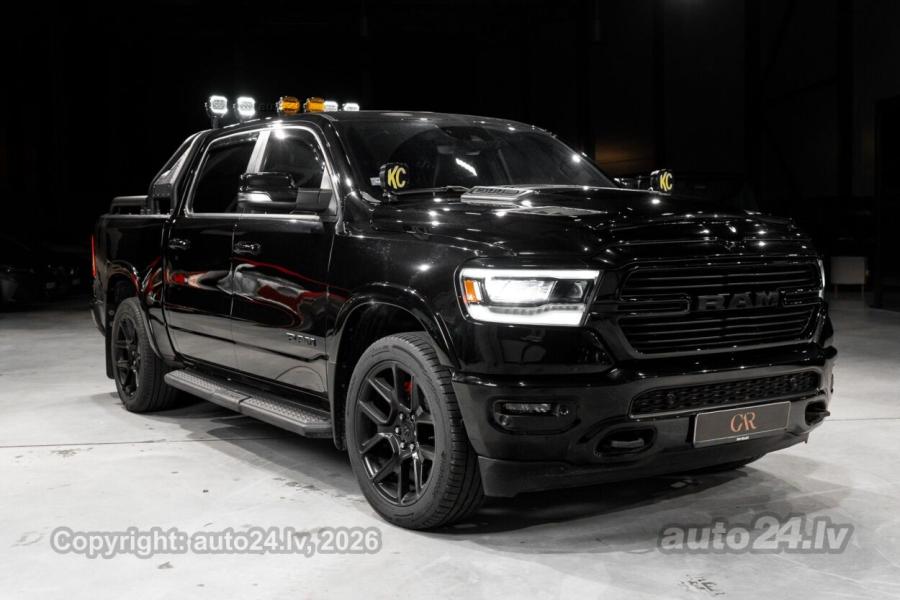 Melns Dodge RAM 2022 Rīga, ar dzinēja tilpumu 3.60 L un nobraukumu 30 tūkst. km par 55500 €, foto 3 vietnē AUTOMOTO.COM.LV