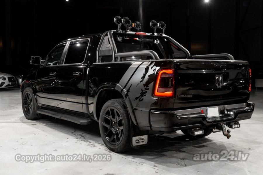 Melns Dodge RAM 2022 Rīga, ar dzinēja tilpumu 3.60 L un nobraukumu 30 tūkst. km par 55500 €, foto 6 vietnē AUTOMOTO.COM.LV