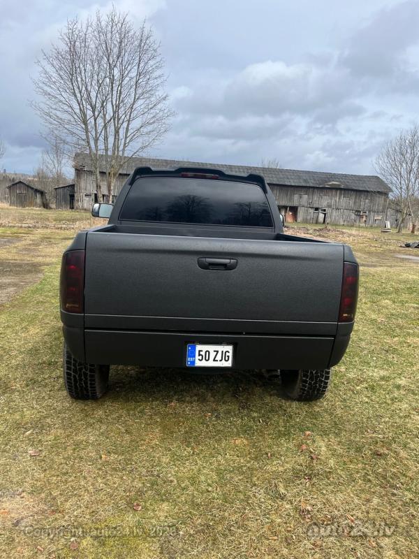 Black Dodge RAM 2002 in Valga, with an engine capacity of 4.70 L and mileage of 0 thousand km for 7000 €, photo 7 on AUTOMOTO.COM.LV