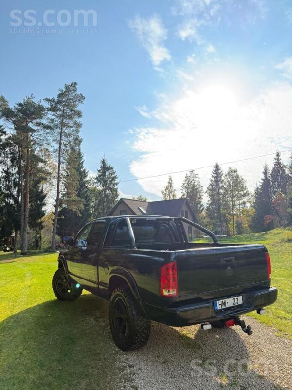 Melns Dodge RAM 2002 Rīga, ar dzinēja tilpumu 4.70 L un nobraukumu 250 tūkst. km par 8995 €, foto 4 vietnē AUTOMOTO.COM.LV