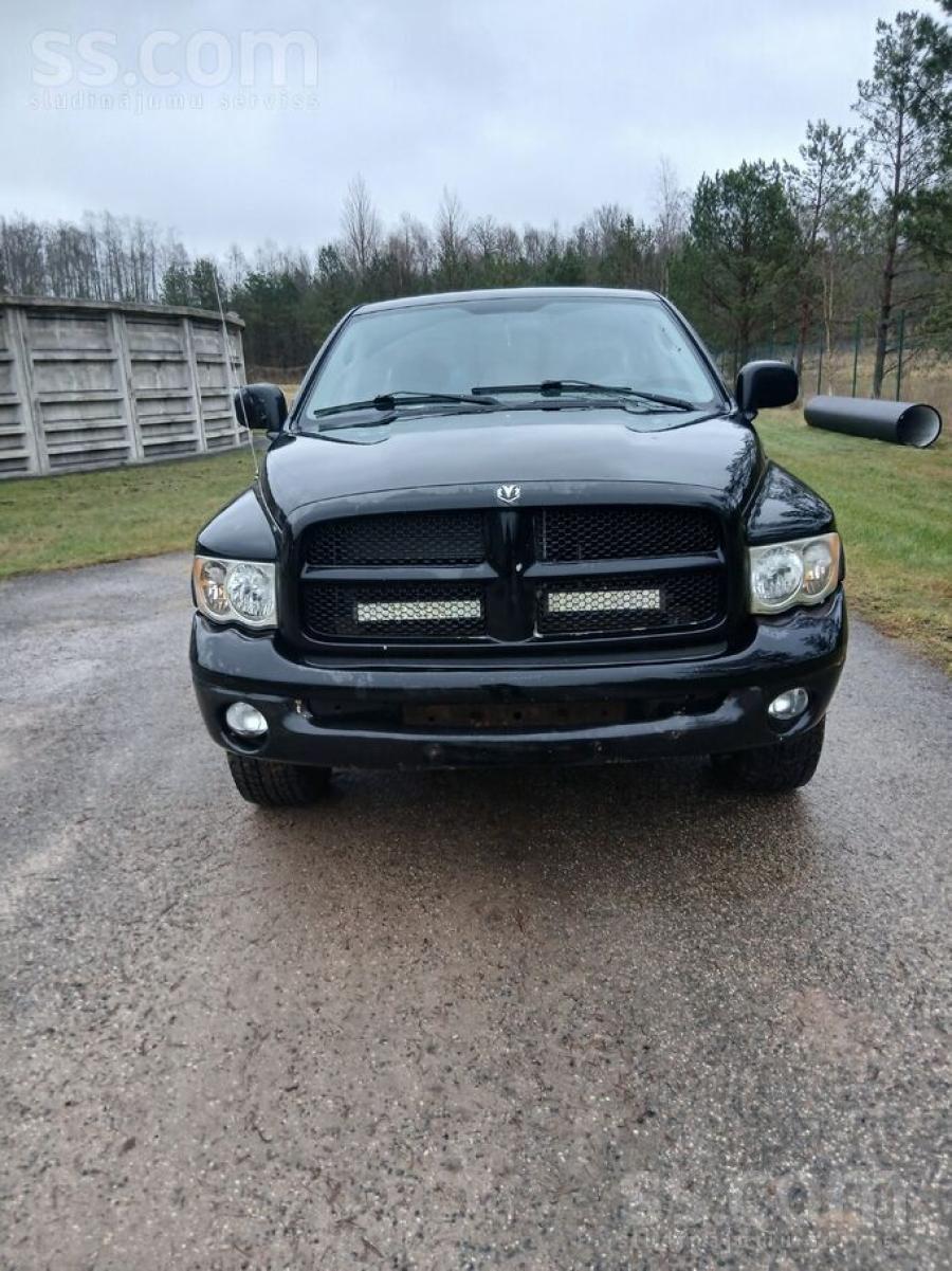 Melns Dodge RAM 2004 Rīga, ar dzinēja tilpumu 4.70 L un nobraukumu 225 tūkst. km par 6000 €, foto 4 vietnē AUTOMOTO.COM.LV