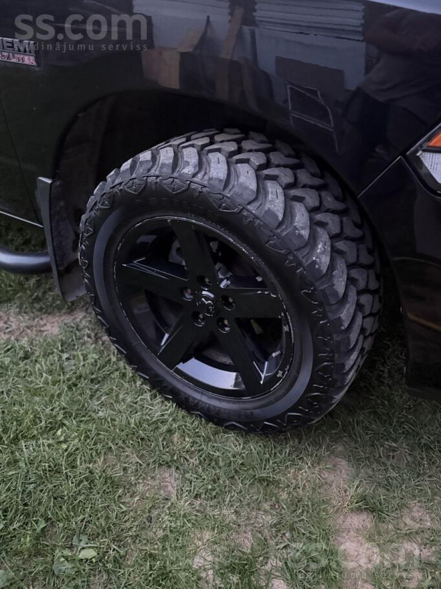 Melns Dodge RAM 2011 Rīga, ar dzinēja tilpumu 5.70 L un nobraukumu 231 tūkst. km par 17000 €, foto 6 vietnē AUTOMOTO.COM.LV