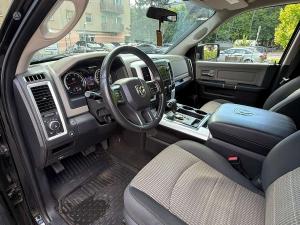 Black Dodge RAM 2012 in Vilnius, with an engine capacity of 5.70 L and mileage of 226 thousand km for 14900 €, photo 14 on AUTOMOTO.COM.LV