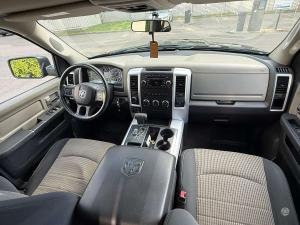 Black Dodge RAM 2012 in Vilnius, with an engine capacity of 5.70 L and mileage of 226 thousand km for 14900 €, photo 24 on AUTOMOTO.COM.LV