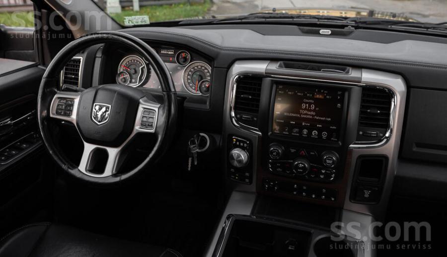 Melns Dodge RAM 2013 Bauska, ar dzinēja tilpumu 5.70 L un nobraukumu 213 tūkst. km par 18500 €, foto 14 vietnē AUTOMOTO.COM.LV