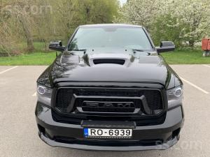 Black Dodge RAM 2013 in Liepaja, with an engine capacity of 5.70 L and mileage of 305 thousand km for 20350 €, photo  on AUTOMOTO.COM.LV