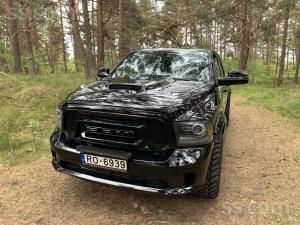 Black Dodge RAM 2013 in Liepaja, with an engine capacity of 5.70 L and mileage of 305 thousand km for 20350 €, photo 19 on AUTOMOTO.COM.LV