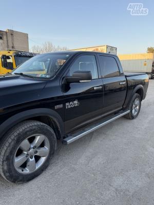 Melns Dodge RAM 2013 Klaipėda, ar dzinēja tilpumu 5.70 L un nobraukumu 277 tūkst. km par 12500 €, foto 3 vietnē AUTOMOTO.COM.LV