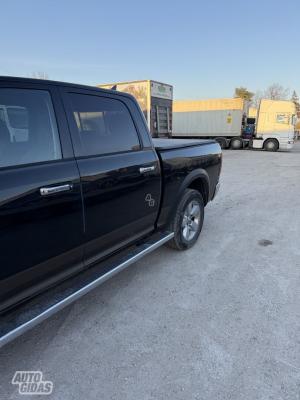 Melns Dodge RAM 2013 Klaipėda, ar dzinēja tilpumu 5.70 L un nobraukumu 277 tūkst. km par 12500 €, foto 4 vietnē AUTOMOTO.COM.LV