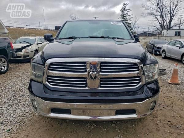 Black Dodge RAM 2014 in Klaipeda, with an engine capacity of 5.70 L and mileage of 246 thousand km for 9000 €, photo 5 on AUTOMOTO.COM.LV