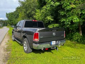 Black Dodge RAM 2014 in Tallinn, with an engine capacity of 5.70 L and mileage of 0 thousand km for 19500 €, photo 3 on AUTOMOTO.COM.LV