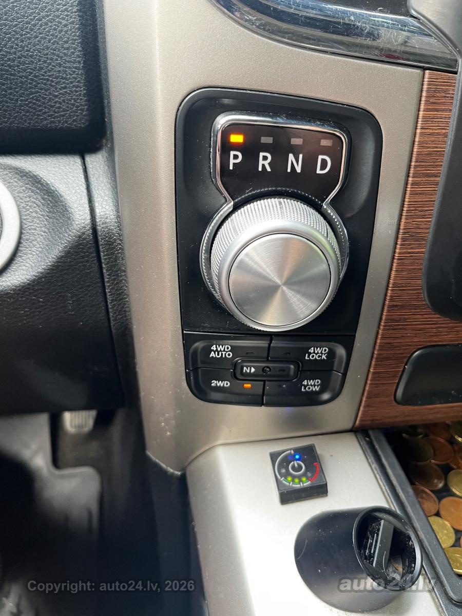 Black Dodge RAM 2014 in Tallinn, with an engine capacity of 5.70 L and mileage of 0 thousand km for 19500 €, photo 10 on AUTOMOTO.COM.LV