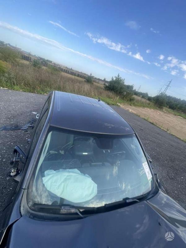 Melns Dodge RAM 2014 Viļņa, ar dzinēja tilpumu 5.70 L un nobraukumu 100 tūkst. km par 5500 €, foto 3 vietnē AUTOMOTO.COM.LV