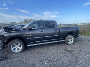 Black Dodge RAM 2014 in Vilnius, with an engine capacity of 5.70 L and mileage of 100 thousand km for 5500 €, photo 9 on AUTOMOTO.COM.LV