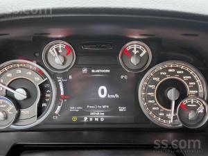 Black Dodge RAM 2015 in Riga, with an engine capacity of 3.00 L and mileage of 246 thousand km for 23900 €, photo 17 on AUTOMOTO.COM.LV
