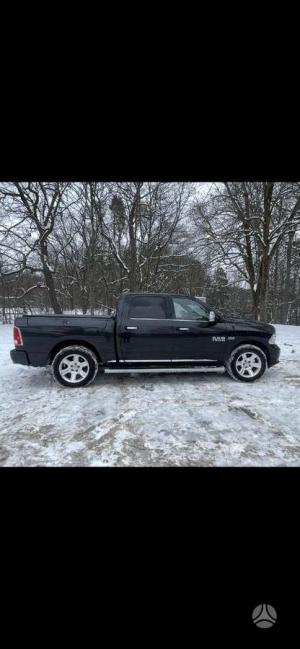 Black Dodge RAM 2016 in Vilnius, with an engine capacity of 5.70 L and mileage of 215 thousand km for 22000 €, photo 3 on AUTOMOTO.COM.LV