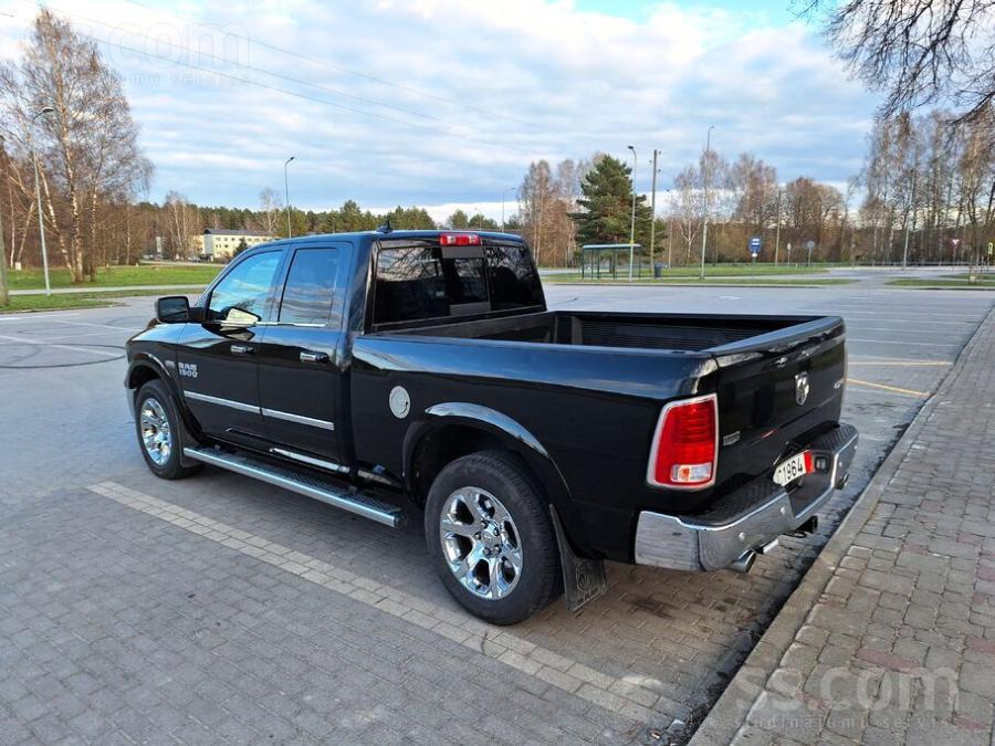 Melns Dodge RAM 2016 Jelgava, ar dzinēja tilpumu 5.70 L un nobraukumu 262 tūkst. km par 18600 €, foto 6 vietnē AUTOMOTO.COM.LV