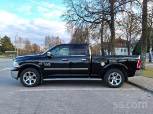 Melns Dodge RAM 2016 Jelgava, ar dzinēja tilpumu 5.70 L un nobraukumu 262 tūkst. km par 18600 €, foto 7 vietnē AUTOMOTO.COM.LV