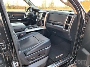 Melns Dodge RAM 2016 Jelgava, ar dzinēja tilpumu 5.70 L un nobraukumu 262 tūkst. km par 18600 €, foto 13 vietnē AUTOMOTO.COM.LV