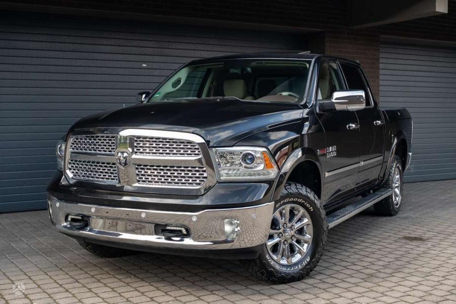 Melns Dodge RAM 2016 Marijampole, ar dzinēja tilpumu 2.97 L un nobraukumu 60 tūkst. km par 37750 €, foto 3 vietnē AUTOMOTO.COM.LV