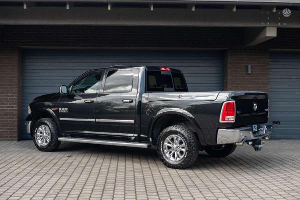 Melns Dodge RAM 2016 Marijampole, ar dzinēja tilpumu 2.97 L un nobraukumu 60 tūkst. km par 37750 €, foto 10 vietnē AUTOMOTO.COM.LV