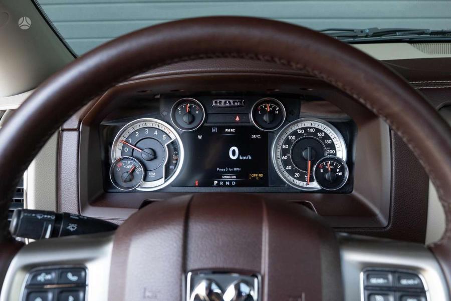 Melns Dodge RAM 2016 Marijampole, ar dzinēja tilpumu 2.97 L un nobraukumu 60 tūkst. km par 37750 €, foto 20 vietnē AUTOMOTO.COM.LV