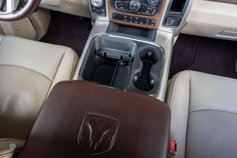 Melns Dodge RAM 2016 Marijampole, ar dzinēja tilpumu 2.97 L un nobraukumu 60 tūkst. km par 37750 €, foto 23 vietnē AUTOMOTO.COM.LV
