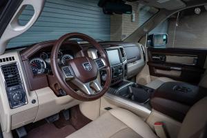 Melns Dodge RAM 2016 Marijampole, ar dzinēja tilpumu 2.97 L un nobraukumu 60 tūkst. km par 37750 €, foto 25 vietnē AUTOMOTO.COM.LV