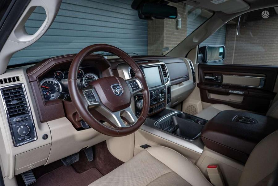 Melns Dodge RAM 2016 Marijampole, ar dzinēja tilpumu 2.97 L un nobraukumu 60 tūkst. km par 37750 €, foto 25 vietnē AUTOMOTO.COM.LV