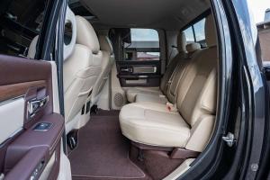 Melns Dodge RAM 2016 Marijampole, ar dzinēja tilpumu 2.97 L un nobraukumu 60 tūkst. km par 37750 €, foto 33 vietnē AUTOMOTO.COM.LV