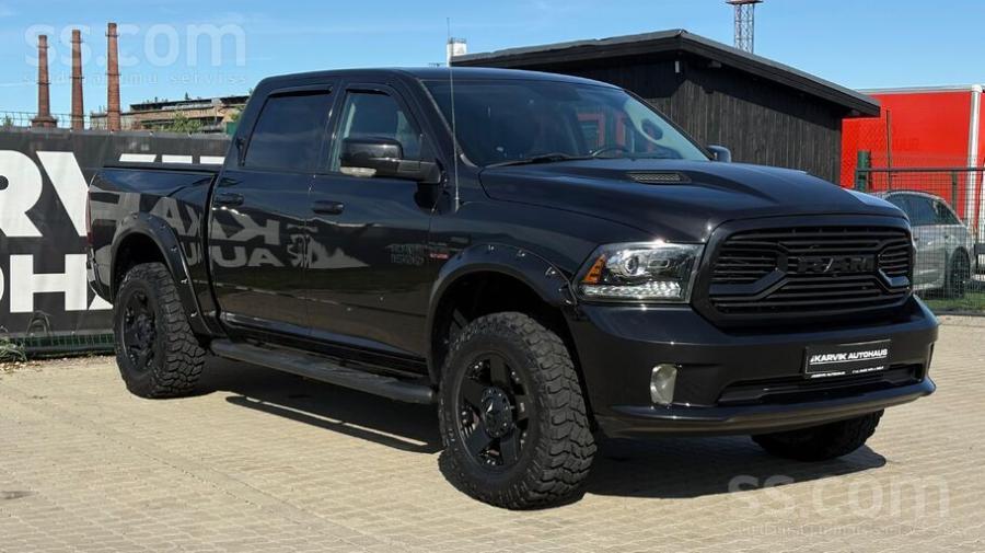 Melns Dodge RAM 2018 Liepāja, ar dzinēja tilpumu 5.70 L un nobraukumu 76 tūkst. km par 34500 €, foto 4 vietnē AUTOMOTO.COM.LV