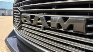Melns Dodge RAM 2018 Liepāja, ar dzinēja tilpumu 5.70 L un nobraukumu 76 tūkst. km par 34500 €, foto 23 vietnē AUTOMOTO.COM.LV
