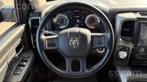 Melns Dodge RAM 2018 Liepāja, ar dzinēja tilpumu 5.70 L un nobraukumu 76 tūkst. km par 34500 €, foto 42 vietnē AUTOMOTO.COM.LV