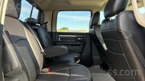 Melns Dodge RAM 2018 Liepāja, ar dzinēja tilpumu 5.70 L un nobraukumu 76 tūkst. km par 34500 €, foto 66 vietnē AUTOMOTO.COM.LV