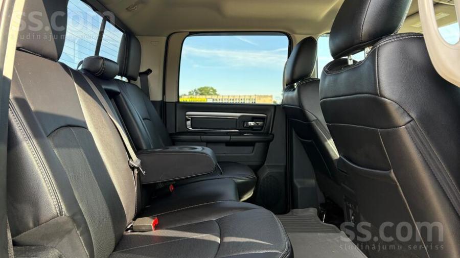 Melns Dodge RAM 2018 Liepāja, ar dzinēja tilpumu 5.70 L un nobraukumu 76 tūkst. km par 34500 €, foto 67 vietnē AUTOMOTO.COM.LV