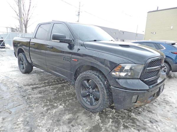 Melns Dodge RAM 2019 Klaipėda, ar dzinēja tilpumu 3.00 L un nobraukumu 246 tūkst. km par 12999 €, foto 8 vietnē AUTOMOTO.COM.LV