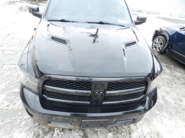 Melns Dodge RAM 2019 Klaipėda, ar dzinēja tilpumu 3.00 L un nobraukumu 246 tūkst. km par 12999 €, foto 10 vietnē AUTOMOTO.COM.LV