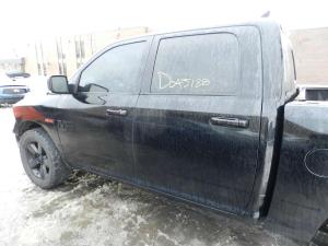Black Dodge RAM 2019 in Klaipeda, with an engine capacity of 3.00 L and mileage of 246 thousand km for 12999 €, photo 15 on AUTOMOTO.COM.LV