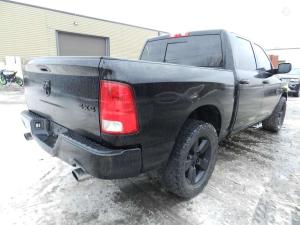 Black Dodge RAM 2019 in Klaipeda, with an engine capacity of 3.00 L and mileage of 246 thousand km for 12999 €, photo 17 on AUTOMOTO.COM.LV