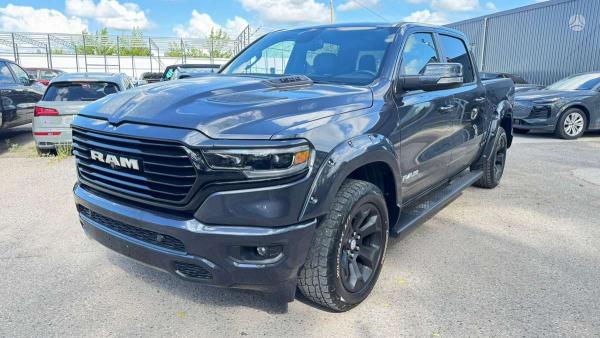 Melns Dodge RAM 2019 Ukmergė, ar dzinēja tilpumu 5.65 L un nobraukumu 89 tūkst. km par 34999 €, foto 4 vietnē AUTOMOTO.COM.LV