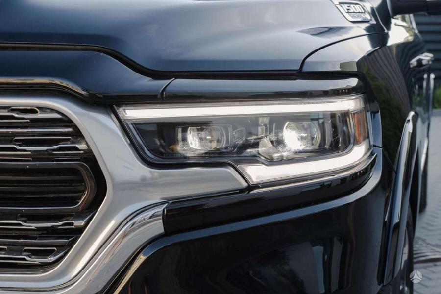 Melns Dodge RAM 2019 Kretinga, ar dzinēja tilpumu 5.70 L un nobraukumu 155 tūkst. km par 36500 €, foto 16 vietnē AUTOMOTO.COM.LV