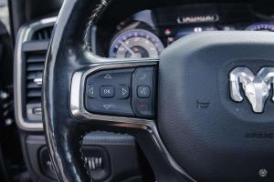 Melns Dodge RAM 2019 Kretinga, ar dzinēja tilpumu 5.70 L un nobraukumu 155 tūkst. km par 36500 €, foto 28 vietnē AUTOMOTO.COM.LV