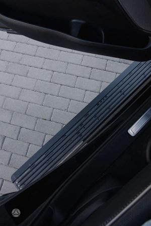 Black Dodge RAM 2019 in Kretinga, with an engine capacity of 5.70 L and mileage of 155 thousand km for 38200 €, photo 25 on AUTOMOTO.COM.LV