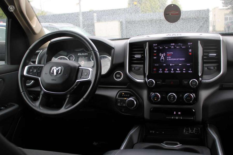 Melns Dodge RAM 2019 Viļņa, ar dzinēja tilpumu 5.65 L un nobraukumu 209 tūkst. km par 23500 €, foto 14 vietnē AUTOMOTO.COM.LV