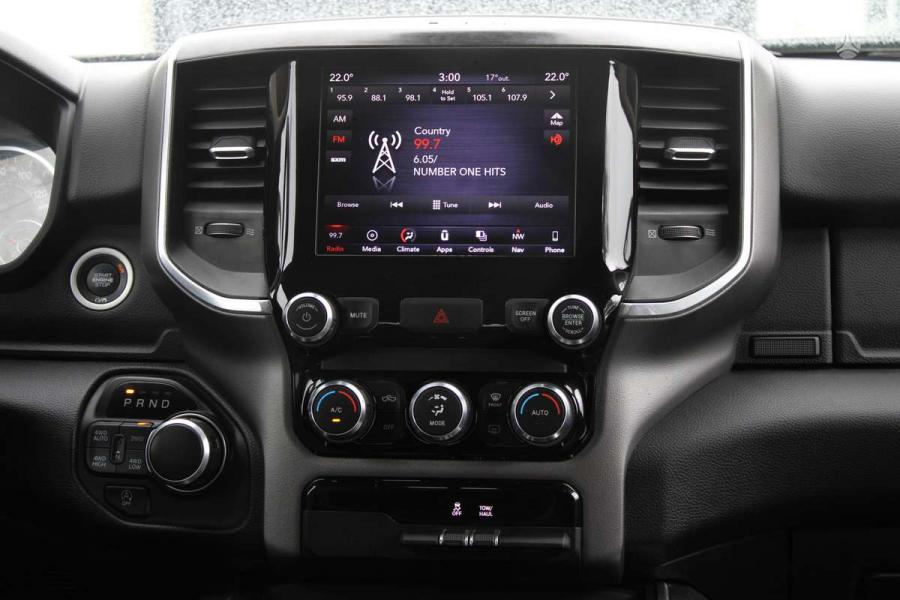 Melns Dodge RAM 2019 Viļņa, ar dzinēja tilpumu 5.65 L un nobraukumu 209 tūkst. km par 23500 €, foto 17 vietnē AUTOMOTO.COM.LV