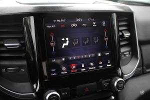 Melns Dodge RAM 2019 Viļņa, ar dzinēja tilpumu 5.65 L un nobraukumu 209 tūkst. km par 23500 €, foto 19 vietnē AUTOMOTO.COM.LV