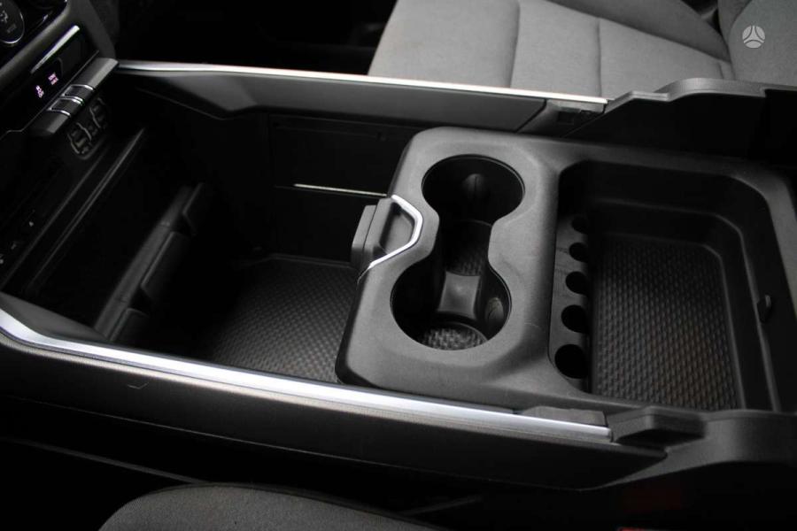 Melns Dodge RAM 2019 Viļņa, ar dzinēja tilpumu 5.65 L un nobraukumu 209 tūkst. km par 23500 €, foto 24 vietnē AUTOMOTO.COM.LV