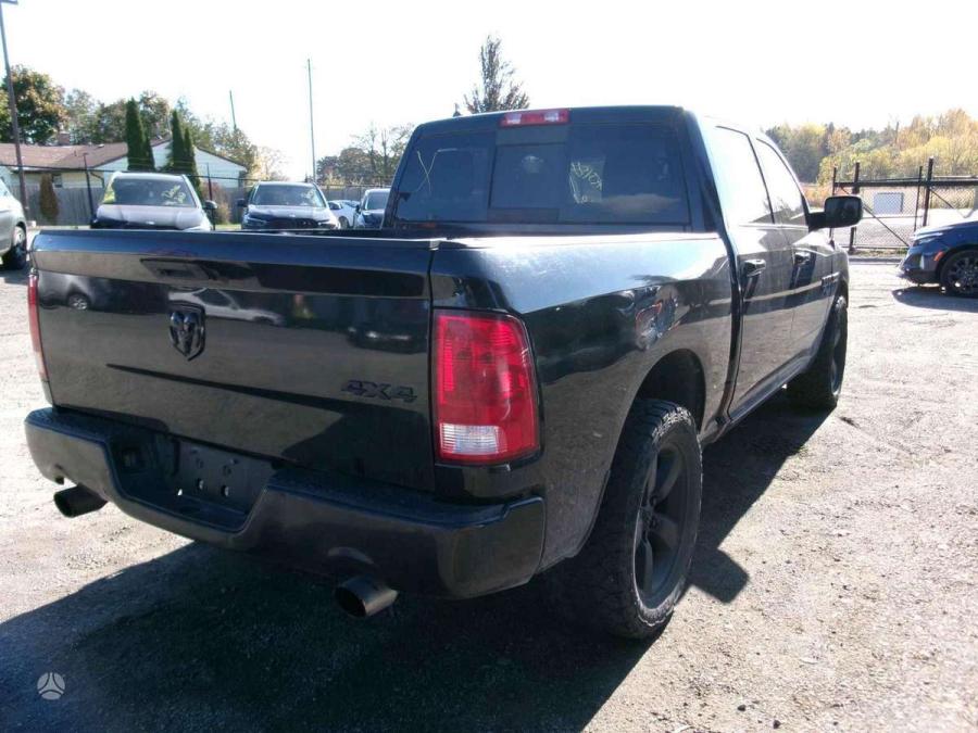 Black Dodge RAM 2019 in Klaipeda, with an engine capacity of 3.00 L and mileage of 250 thousand km for 7260 €, photo 4 on AUTOMOTO.COM.LV